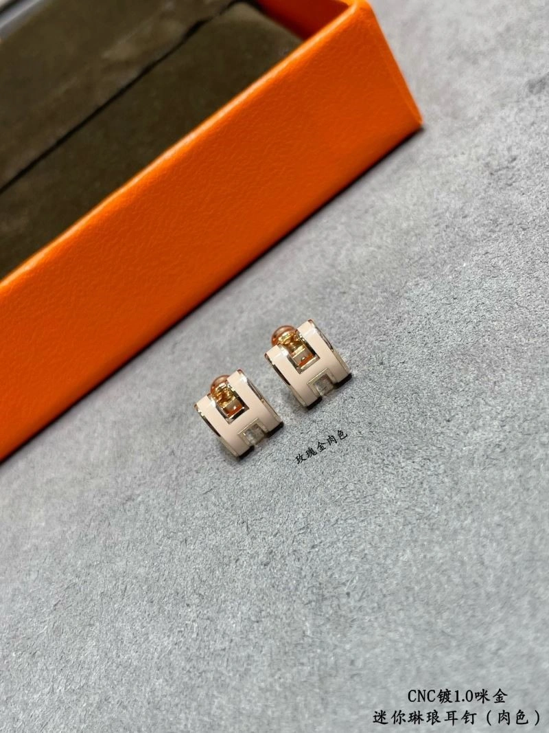 Discounted Hermes Earrings