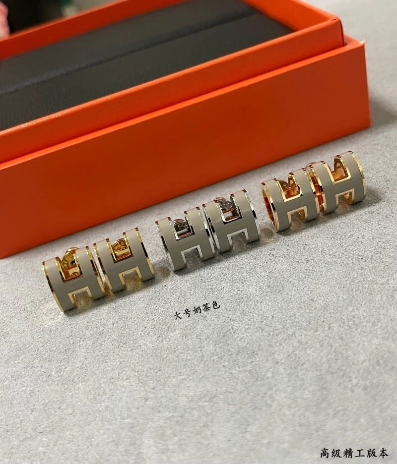 Exact replica Hermes Earrings