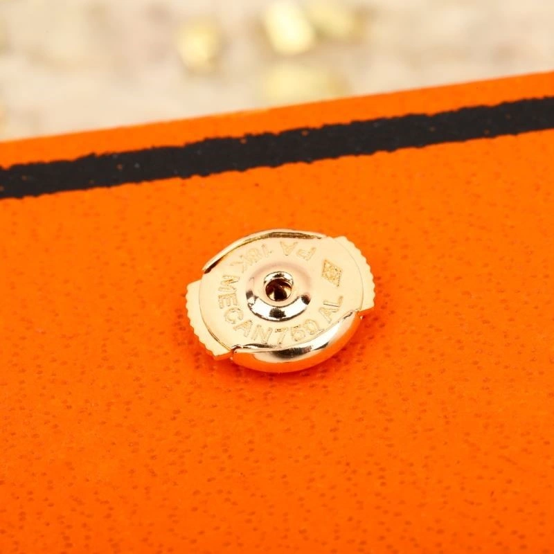 Indistinguishable Hermes Earrings