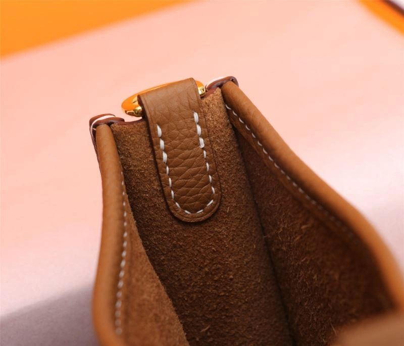 Top mirror Hermes Evelyn Bags