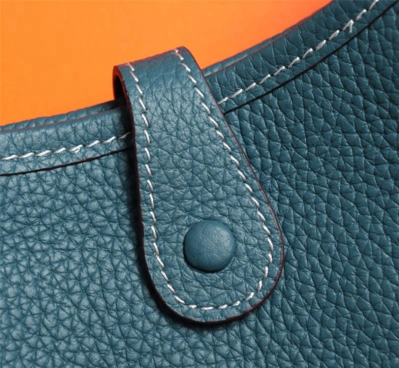 Low-cost Hermes Evelyn Bags