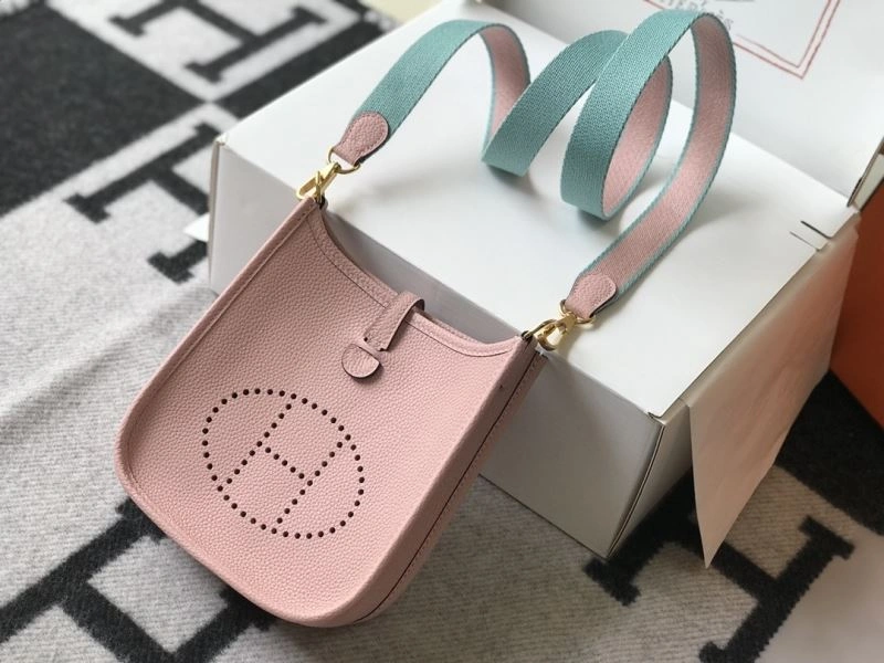 Indistinguishable Hermes Evelyn Bags