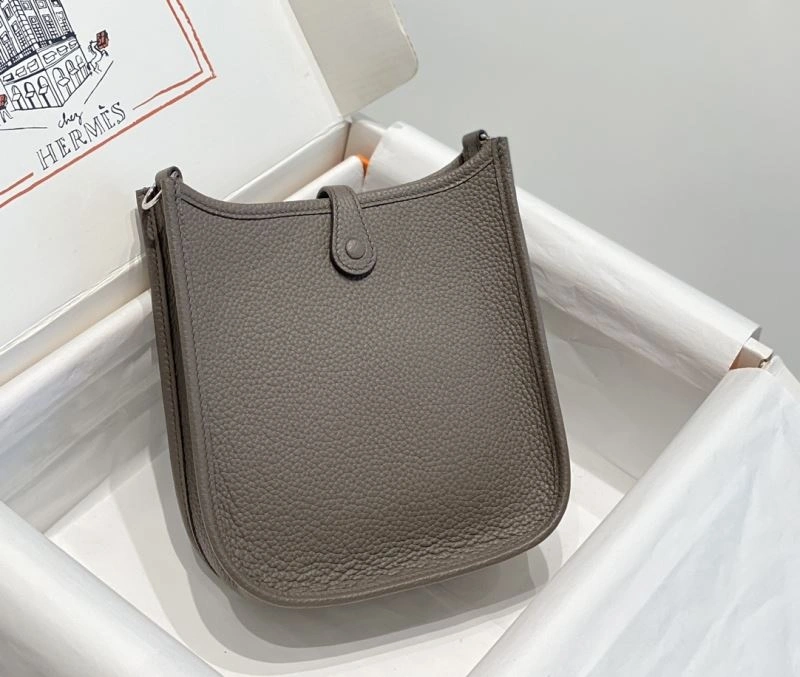 Top mirror Hermes Evelyn Bags