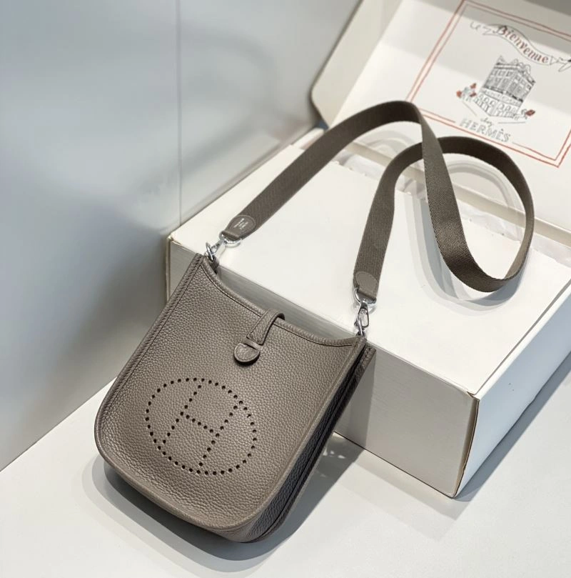 Top mirror Hermes Evelyn Bags