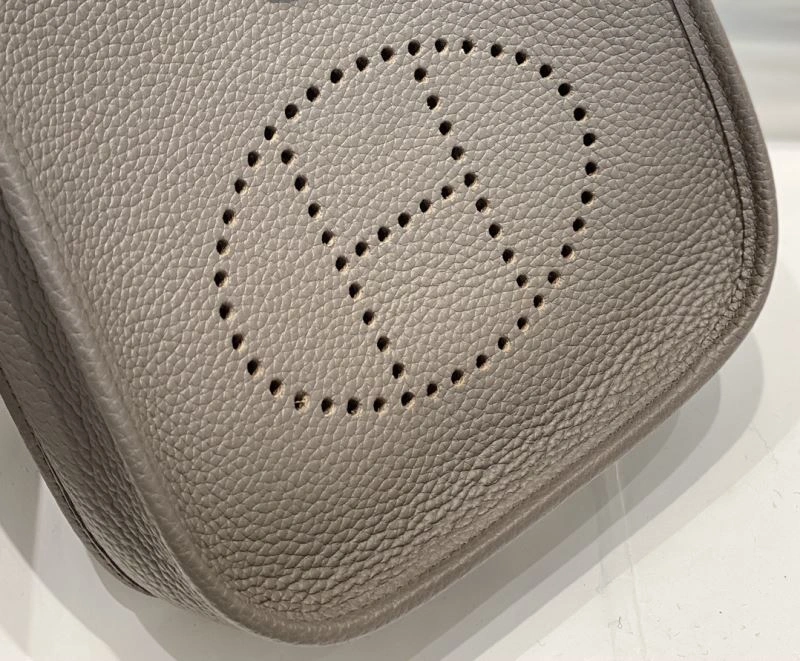 Top mirror Hermes Evelyn Bags