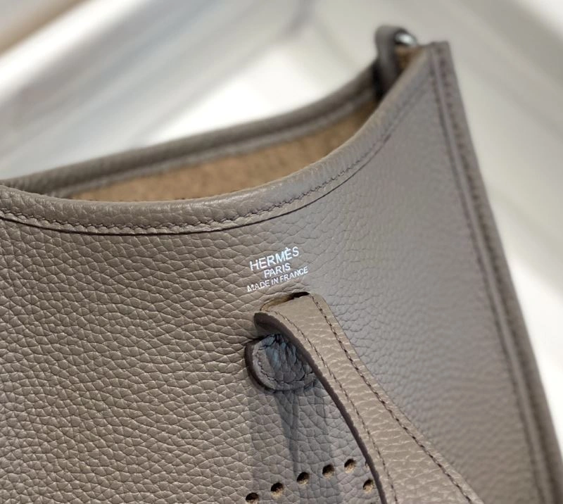 Top mirror Hermes Evelyn Bags