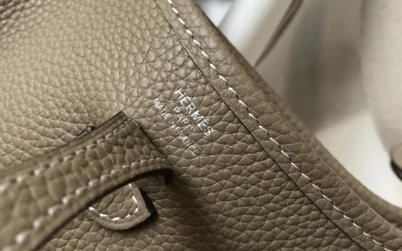 Low-cost Hermes Evelyn Bags
