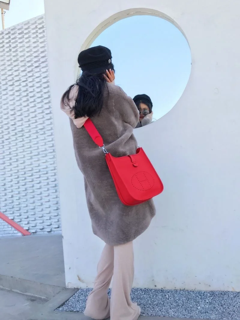 Accurate model Hermes Evelyn Bags