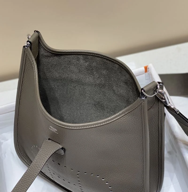 Accurate model Hermes Evelyn Bags