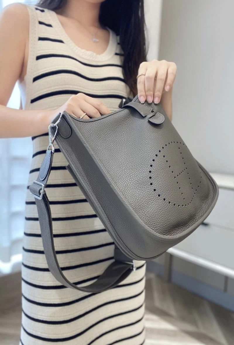 Accurate model Hermes Evelyn Bags