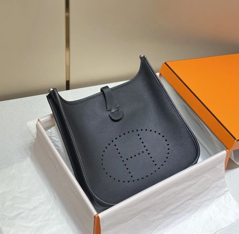 Bargain Hermes Evelyn Bags