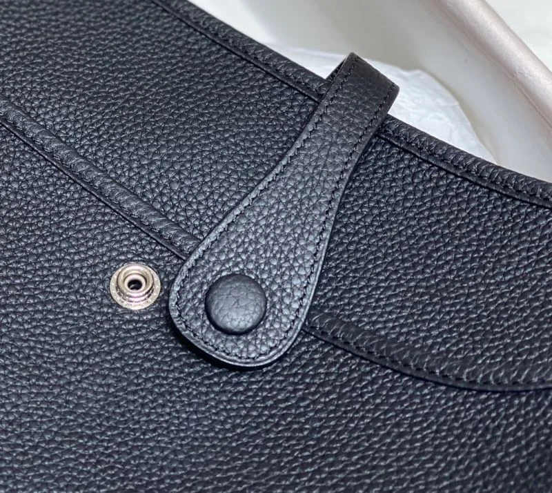 Bargain Hermes Evelyn Bags