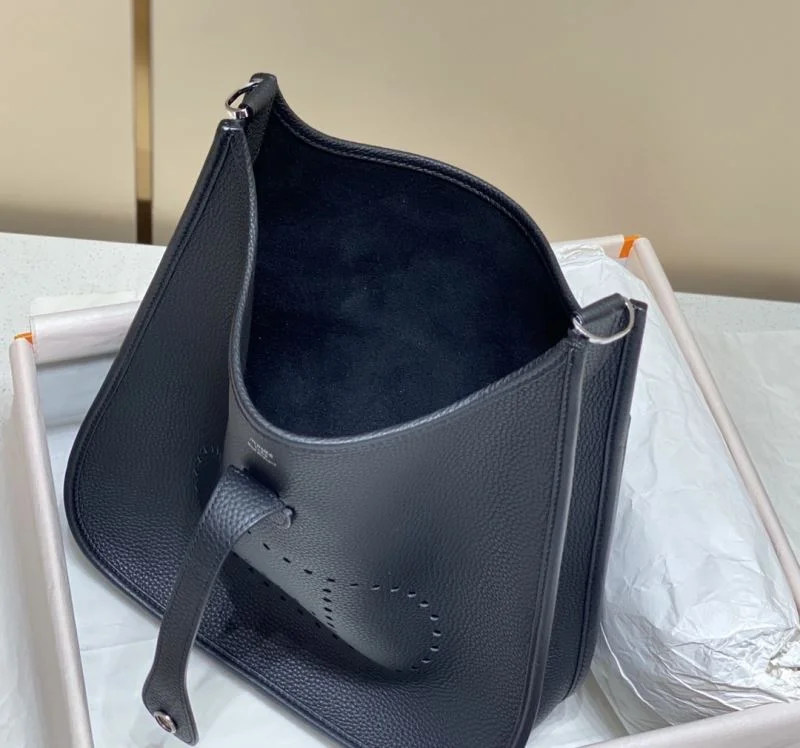 Bargain Hermes Evelyn Bags