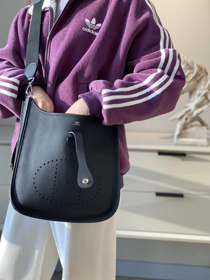 Bargain Hermes Evelyn Bags