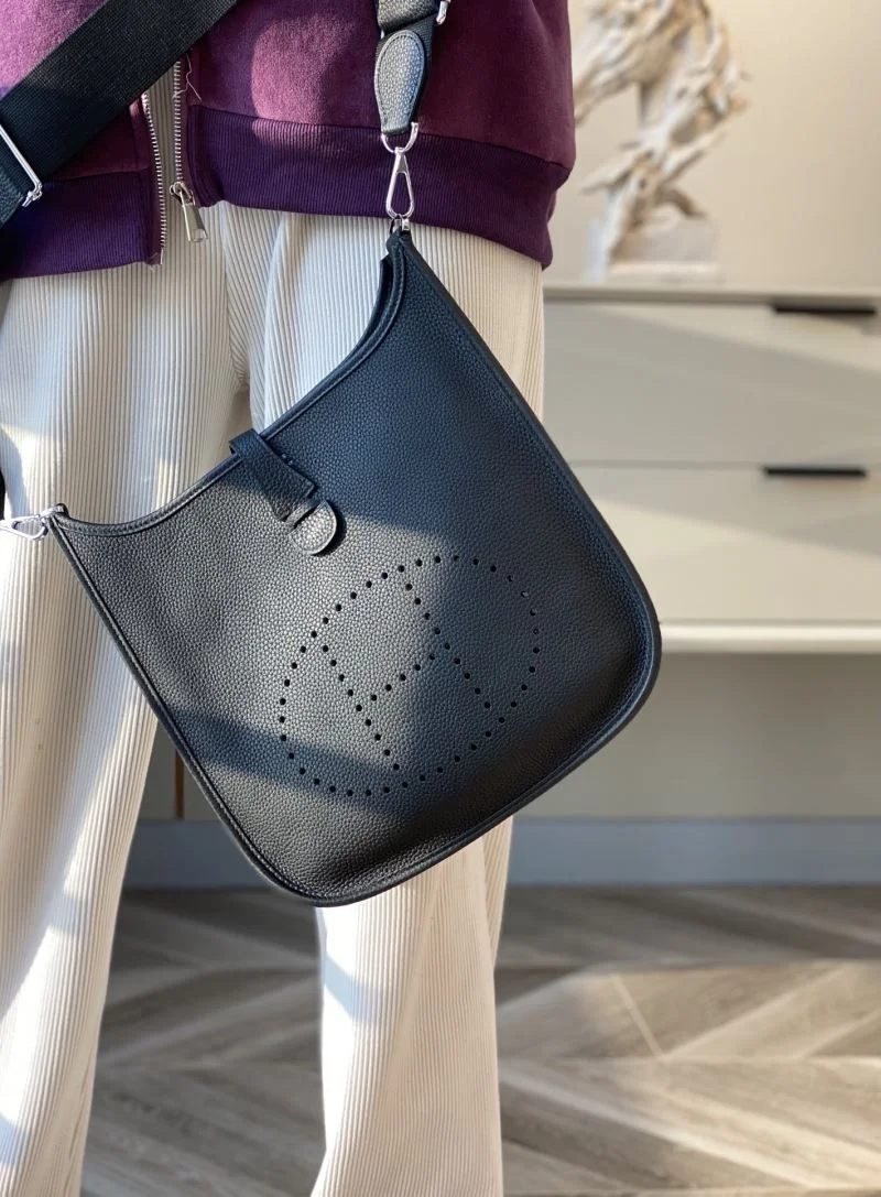 Bargain Hermes Evelyn Bags