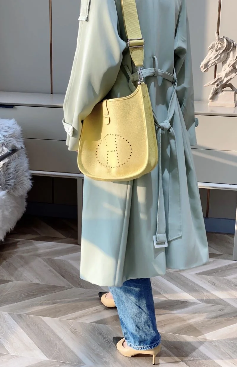 Indistinguishable Hermes Evelyn Bags