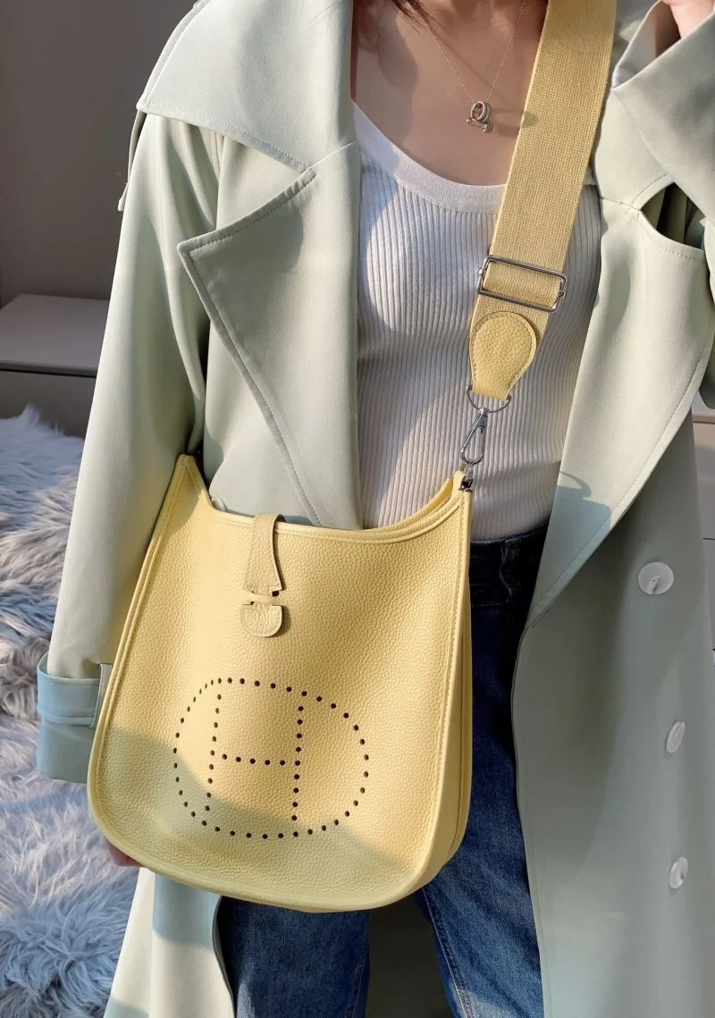 Indistinguishable Hermes Evelyn Bags