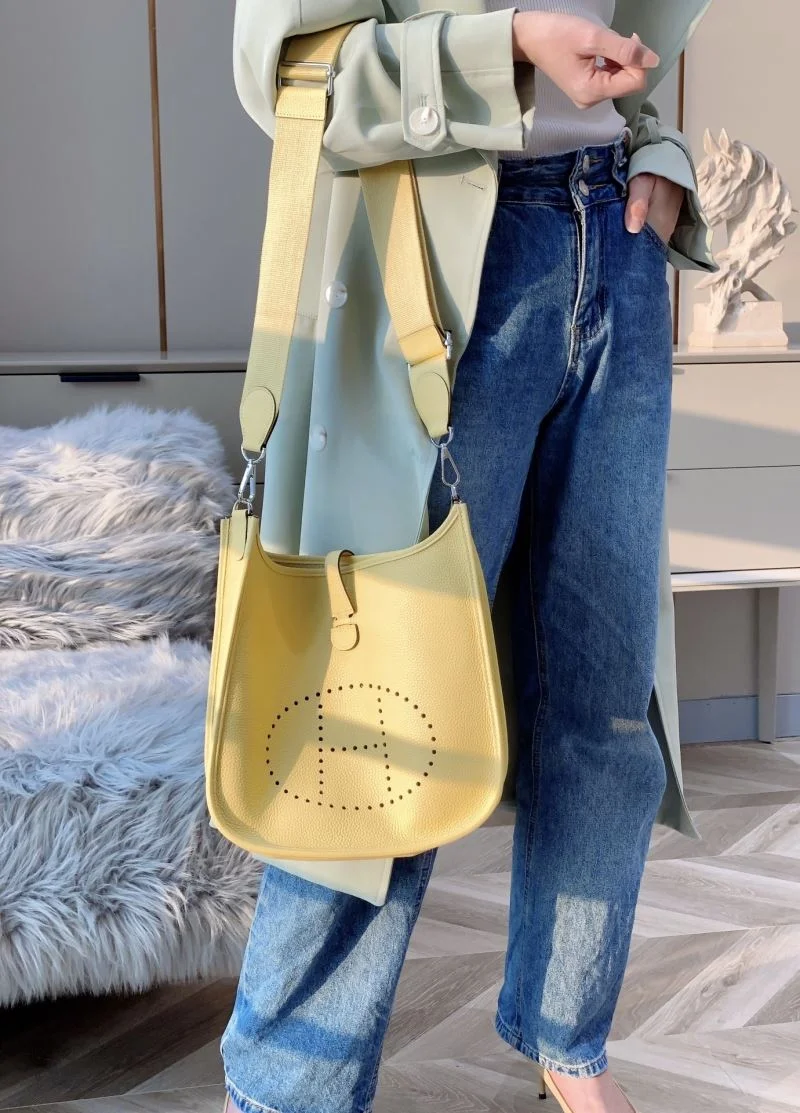 Indistinguishable Hermes Evelyn Bags