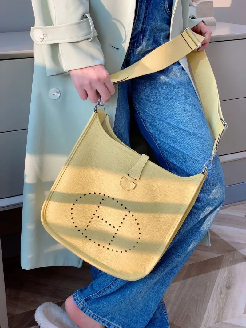 Indistinguishable Hermes Evelyn Bags
