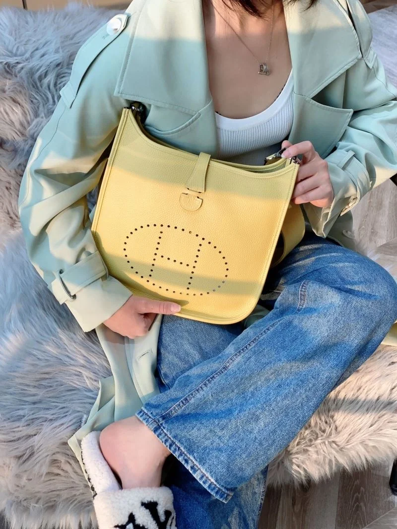 Indistinguishable Hermes Evelyn Bags