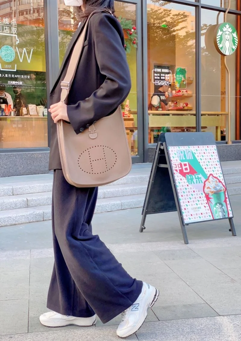 Cut-rate Hermes Evelyn Bags