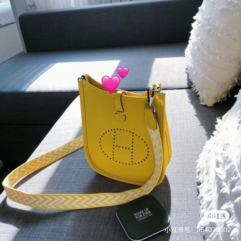 Top mirror Hermes Evelyn Bags