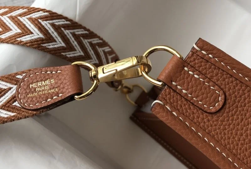 Top mirror Hermes Evelyn Bags