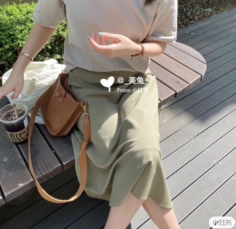 Top mirror Hermes Evelyn Bags