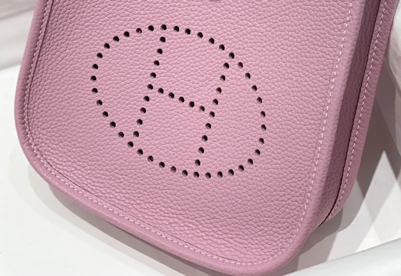 Bargain Hermes Evelyn Bags