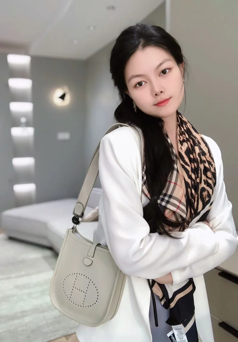 Discounted Hermes Evelyn Bags