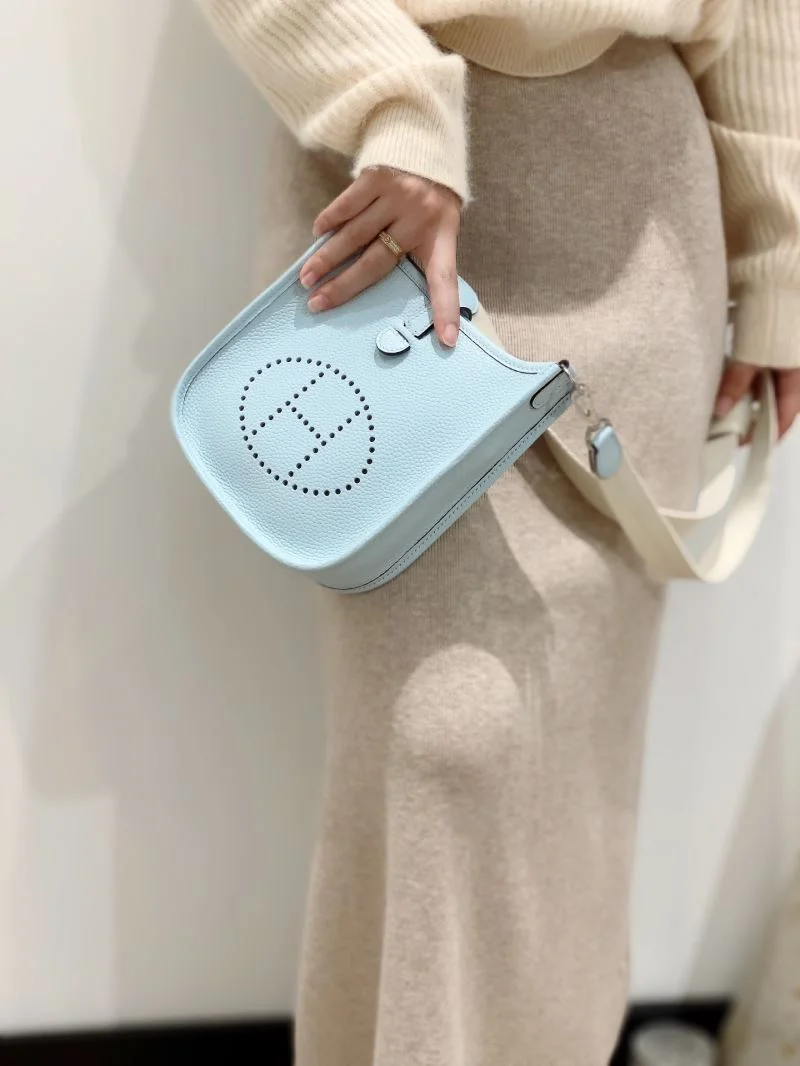 Indistinguishable Hermes Evelyn Bags
