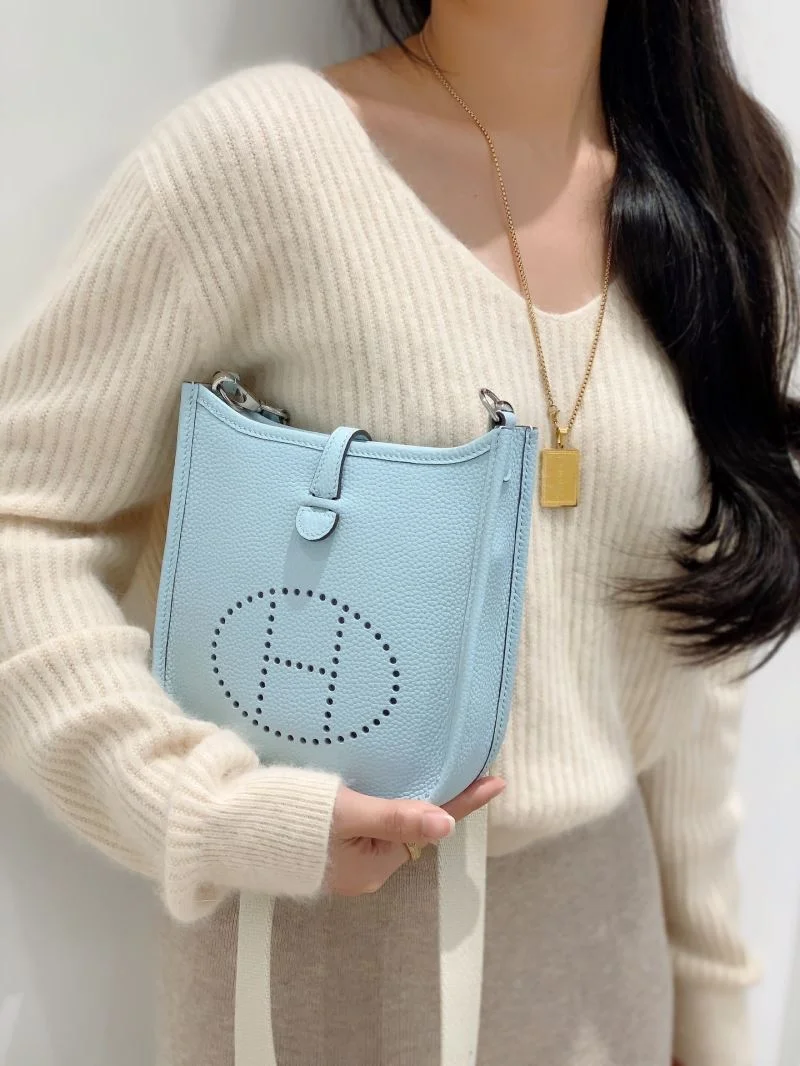 Indistinguishable Hermes Evelyn Bags