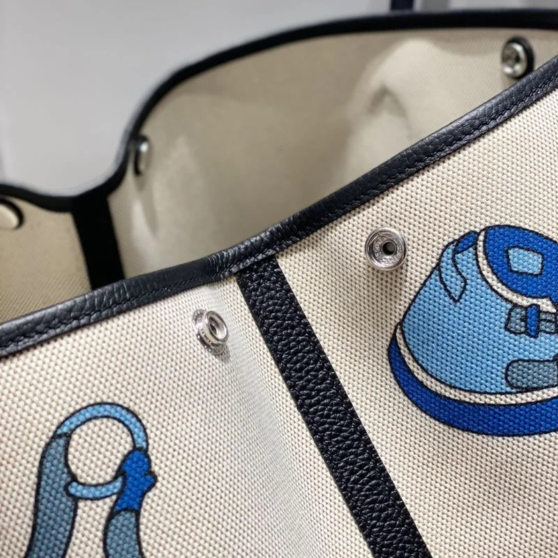 Low-cost Hermes Garden Party Bags