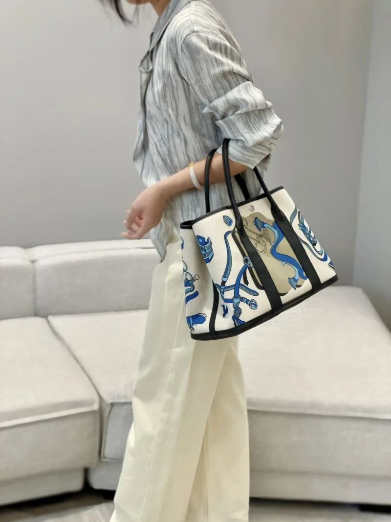 Low-cost Hermes Garden Party Bags