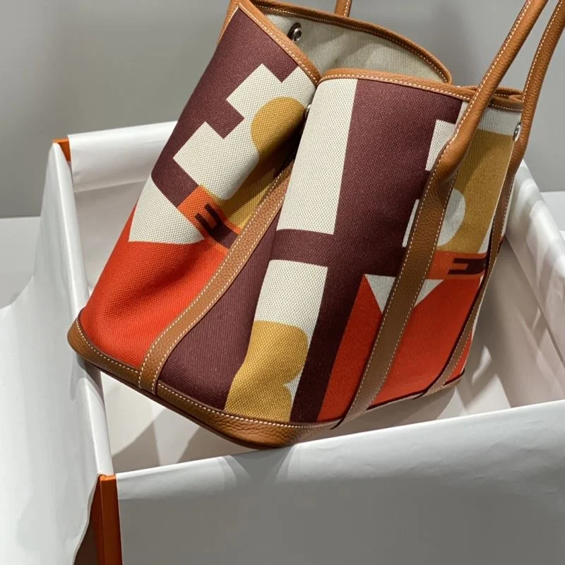 Indistinguishable Hermes Garden Party Bags