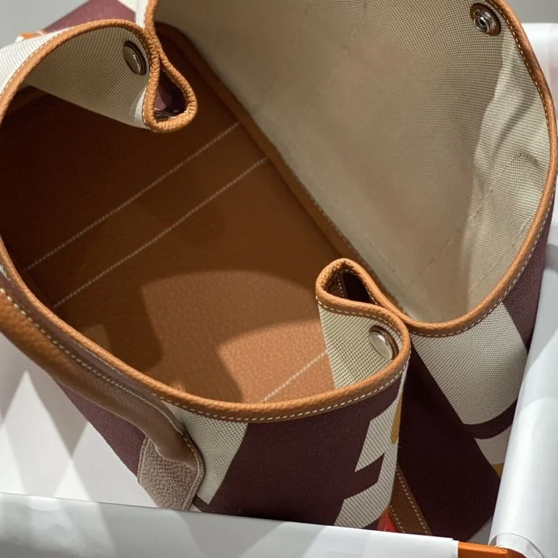 Indistinguishable Hermes Garden Party Bags