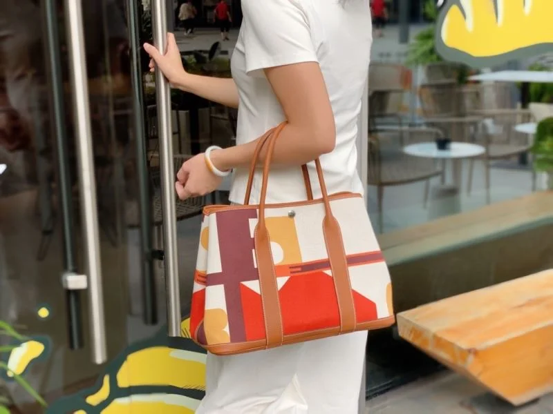 Indistinguishable Hermes Garden Party Bags