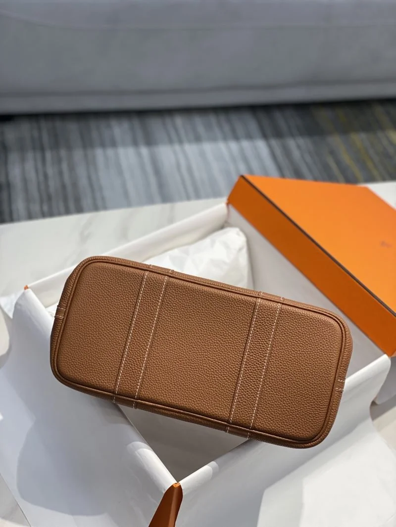 Low-cost Hermes Garden Party Bags