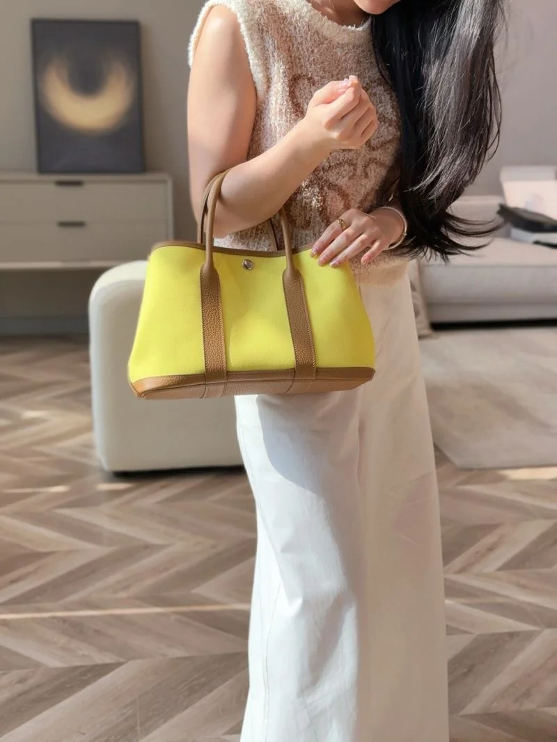 Low-cost Hermes Garden Party Bags