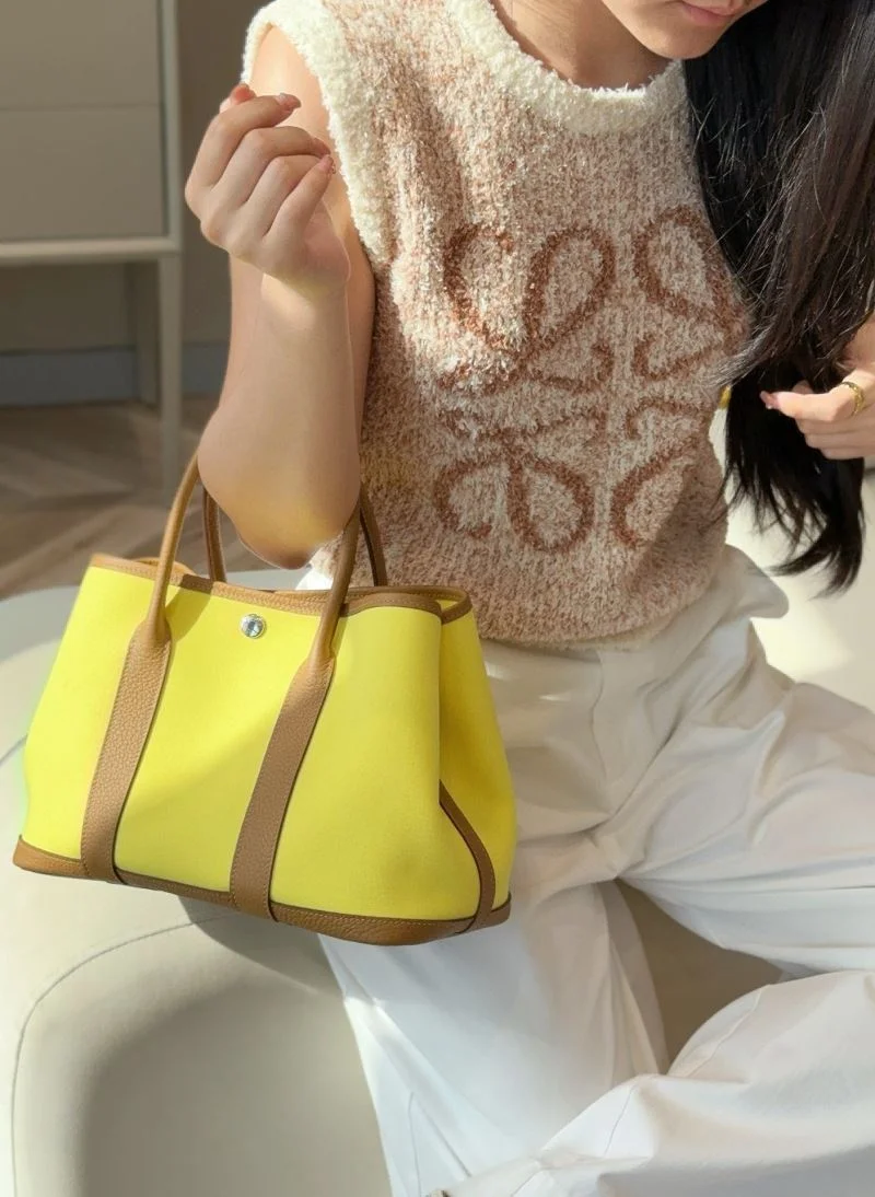Low-cost Hermes Garden Party Bags