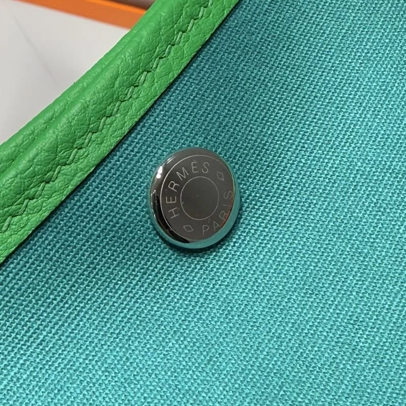 Low-cost Hermes Garden Party Bags