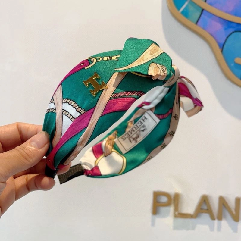 Value-priced Hermes Hair Hoop