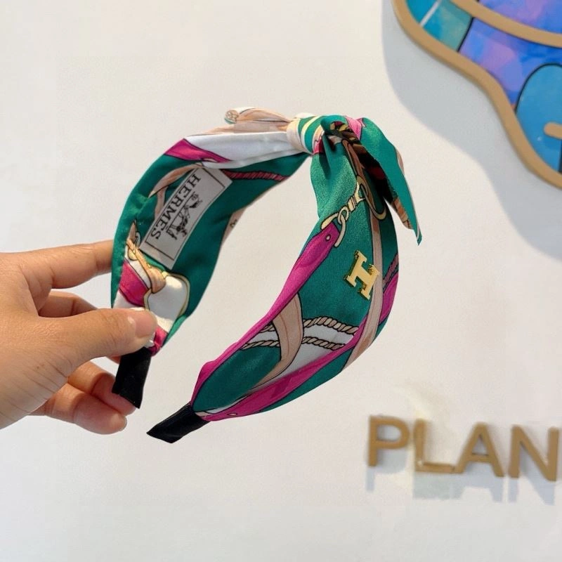Value-priced Hermes Hair Hoop