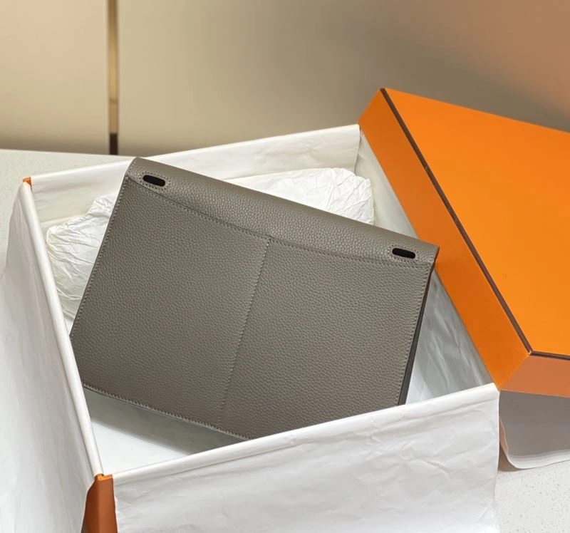 Low-cost Hermes Halzan Bags