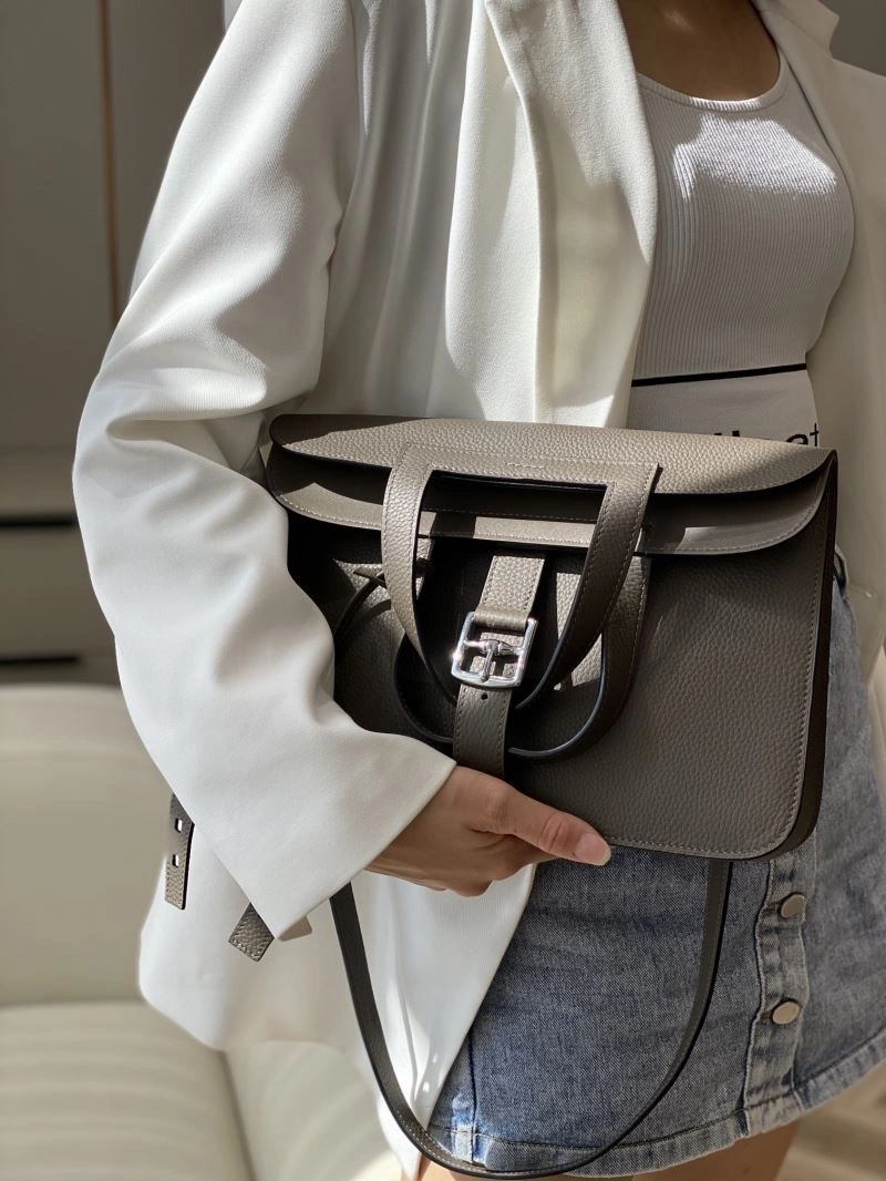 Low-cost Hermes Halzan Bags