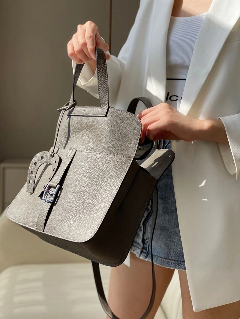 Low-cost Hermes Halzan Bags