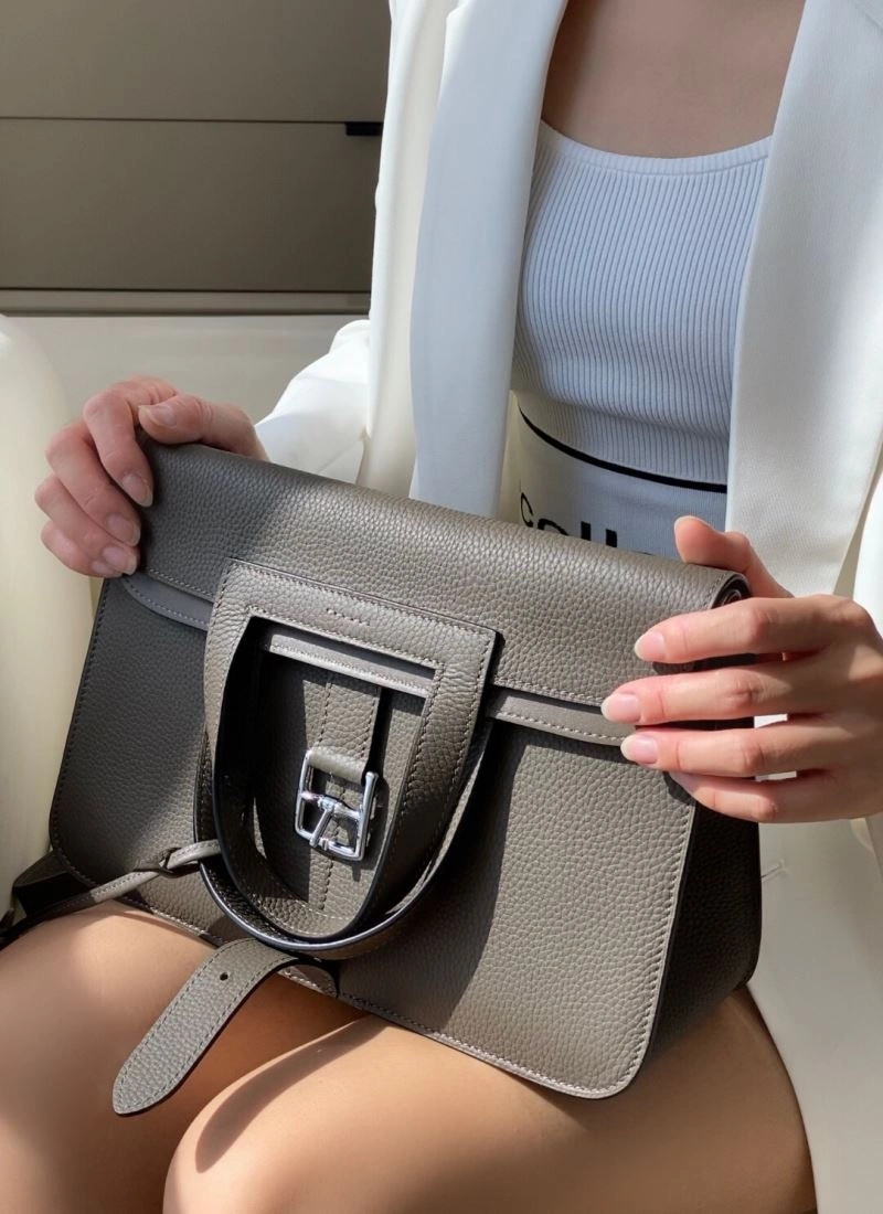 Low-cost Hermes Halzan Bags
