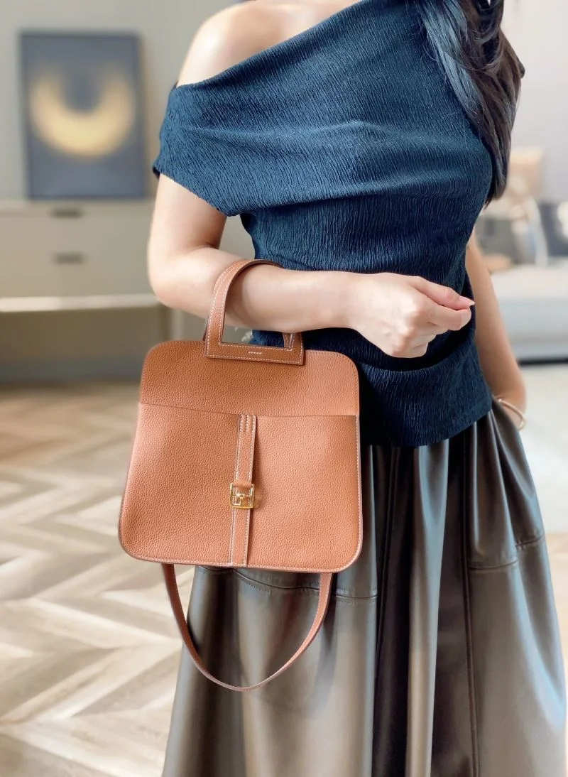 Top mirror Hermes Halzan Bags