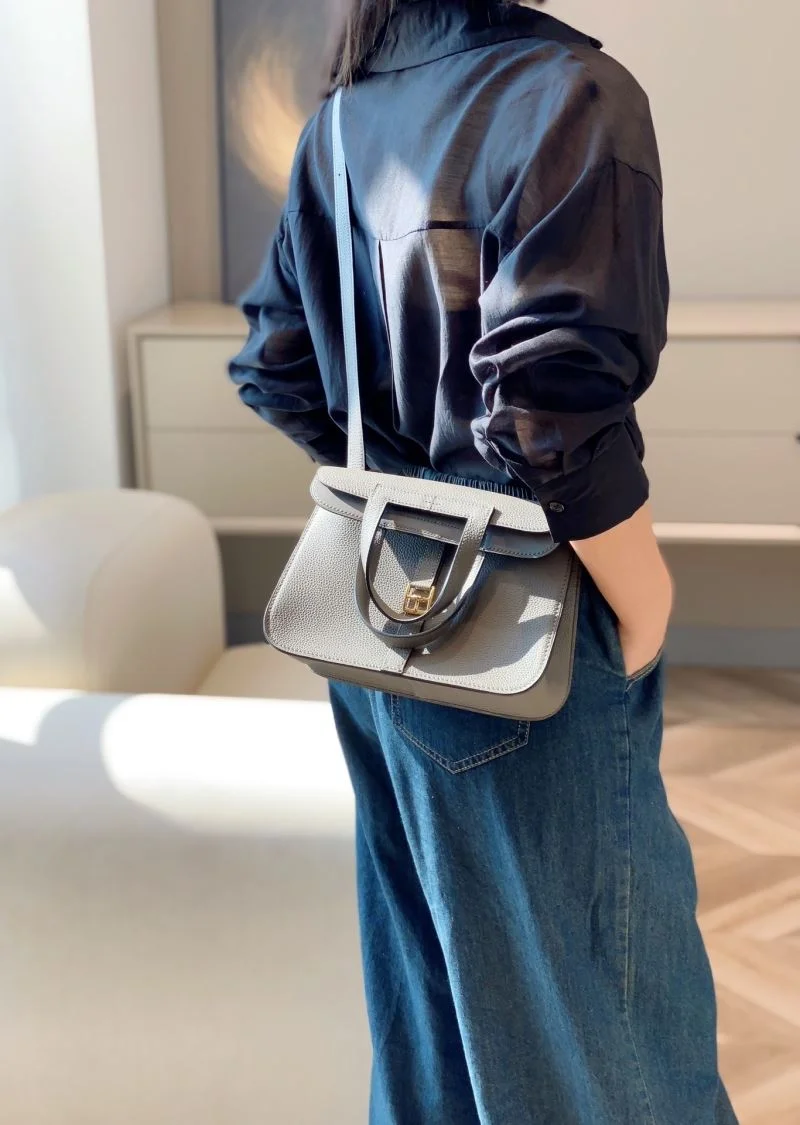 Low-cost Hermes Halzan Bags
