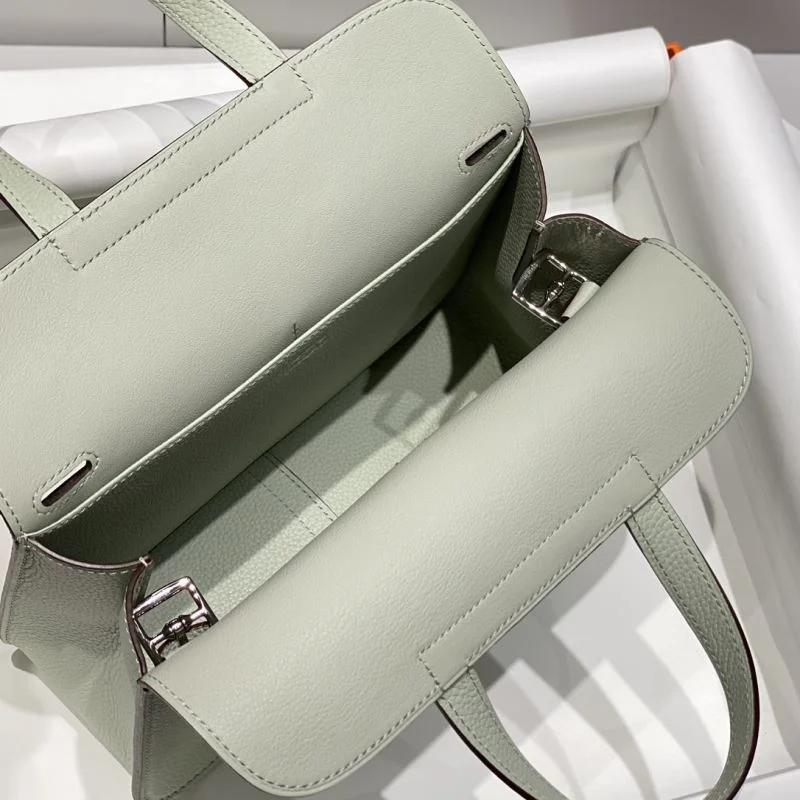 Low-cost Hermes Halzan Bags